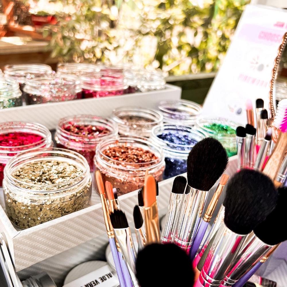 Glitter Bar Hire Packages | Luxury Event Glitter Stations UK ...